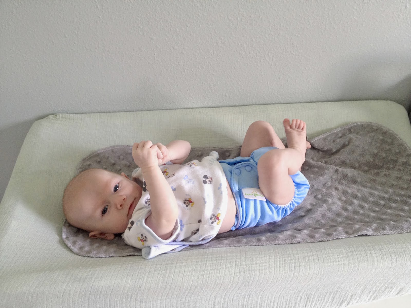Cloth Diapering 101 with Newborns - Naturally Creative Mama